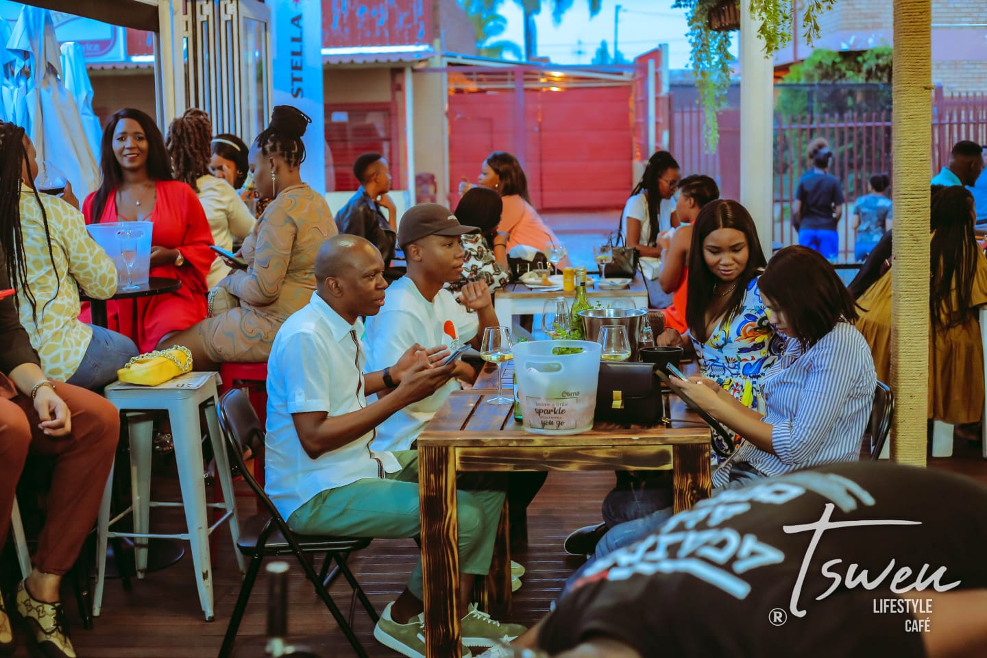Tsweu Lifestyle Cafe – We Serve Stews & Lifestyle for a Living!
